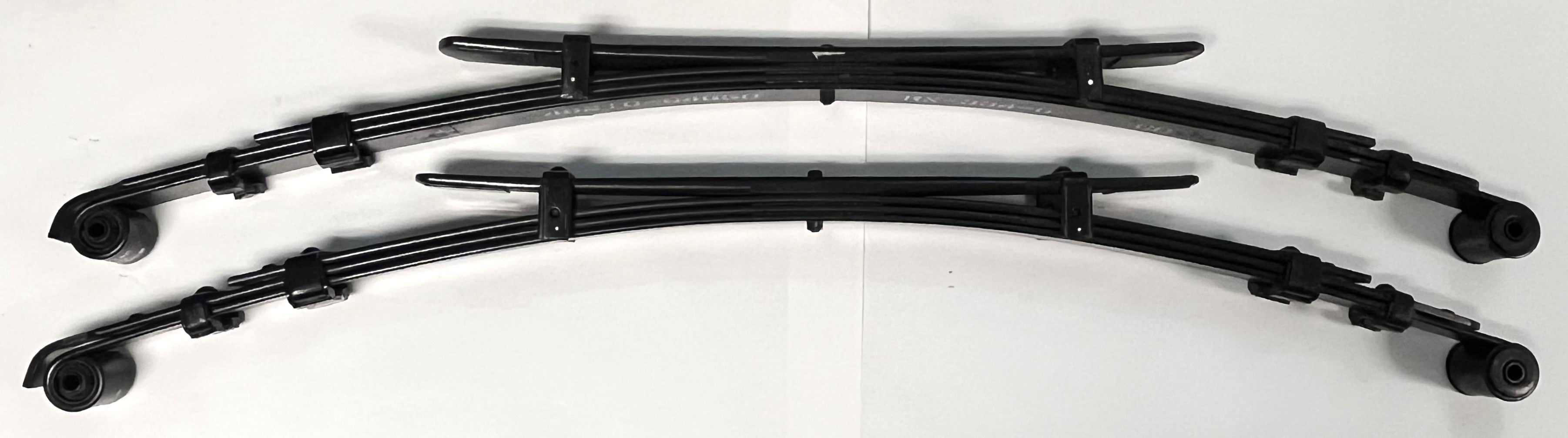 Toyota Leaf Spring Assembly Set 004005-34304 – PHENTERSALES
